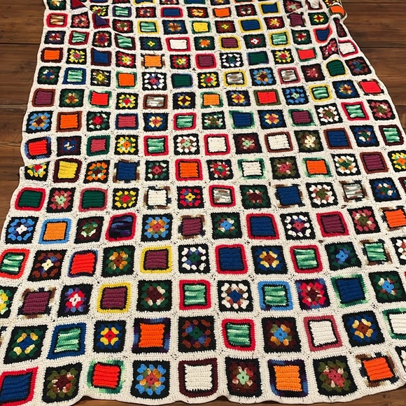 Bedding | Vintage Granny Square Afghan Blanket W Flaws Repurpose This ...